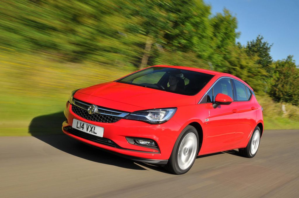 Vauxhall Astra Windscreen Replacement Service